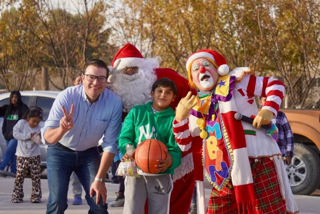 CONTINÚAN LA ALEGRÍA EN COLONIAS RURALES CON LA NAVIDAD EN TU COLONIA ...
